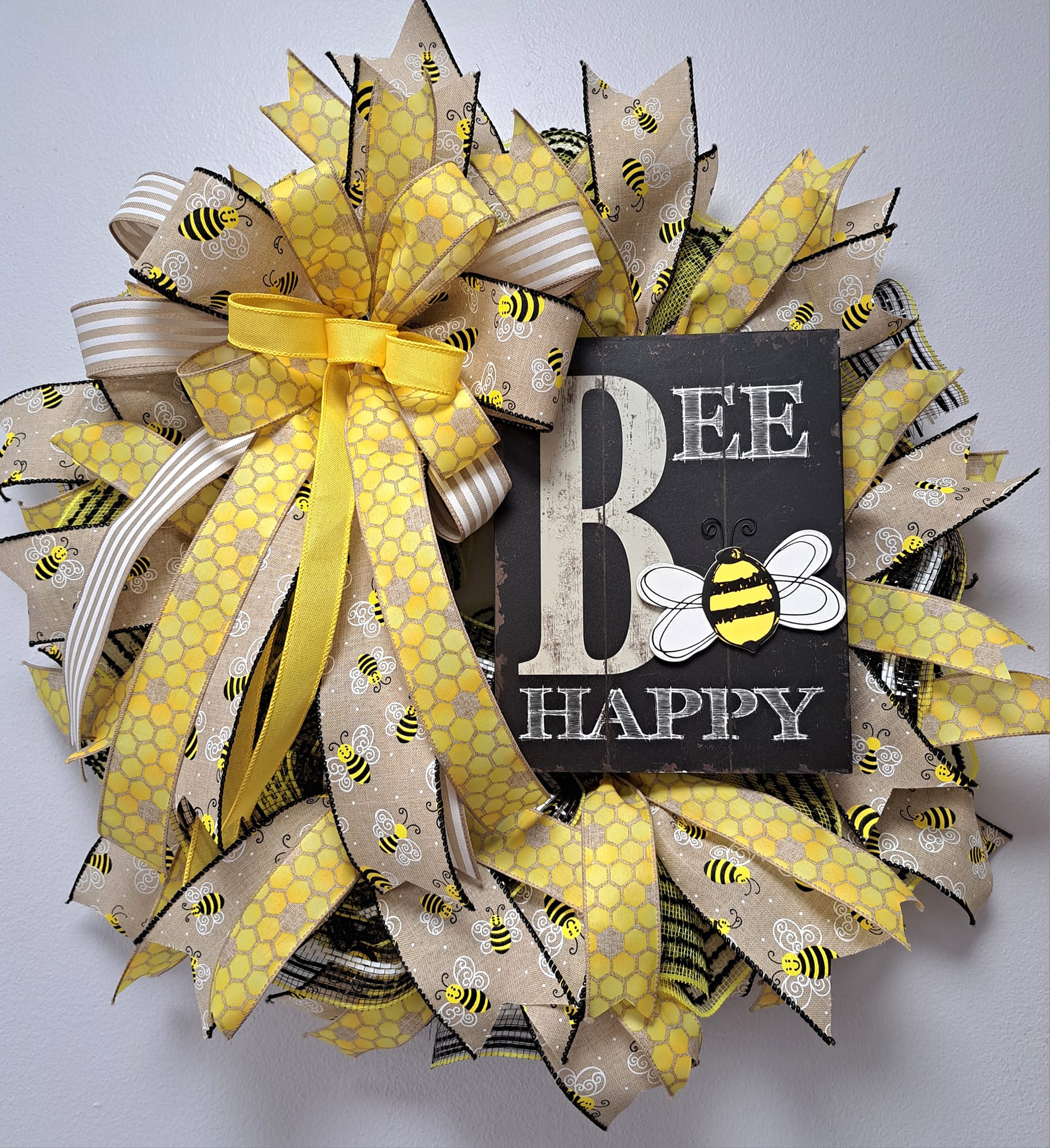 Home & Living :: Home Decor :: Bee Happy Pancake Wreath